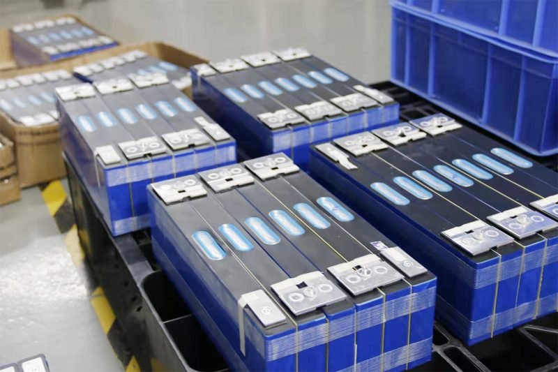 Large Prismatic Lithium Ion Battery & rechargeable lifepo4 cells | CMX